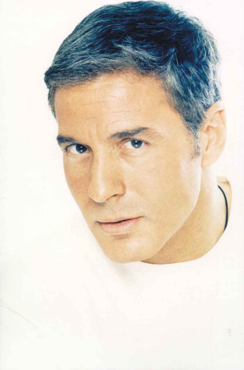 X R i S T O: Javier Gómez